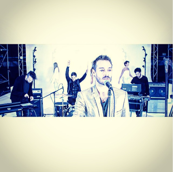 On Stage – Ross James