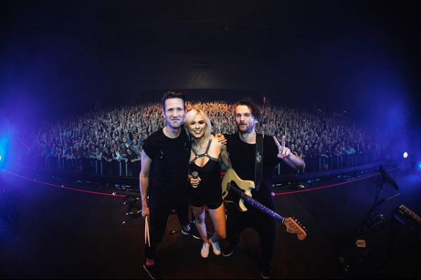 On Stage – Ross James